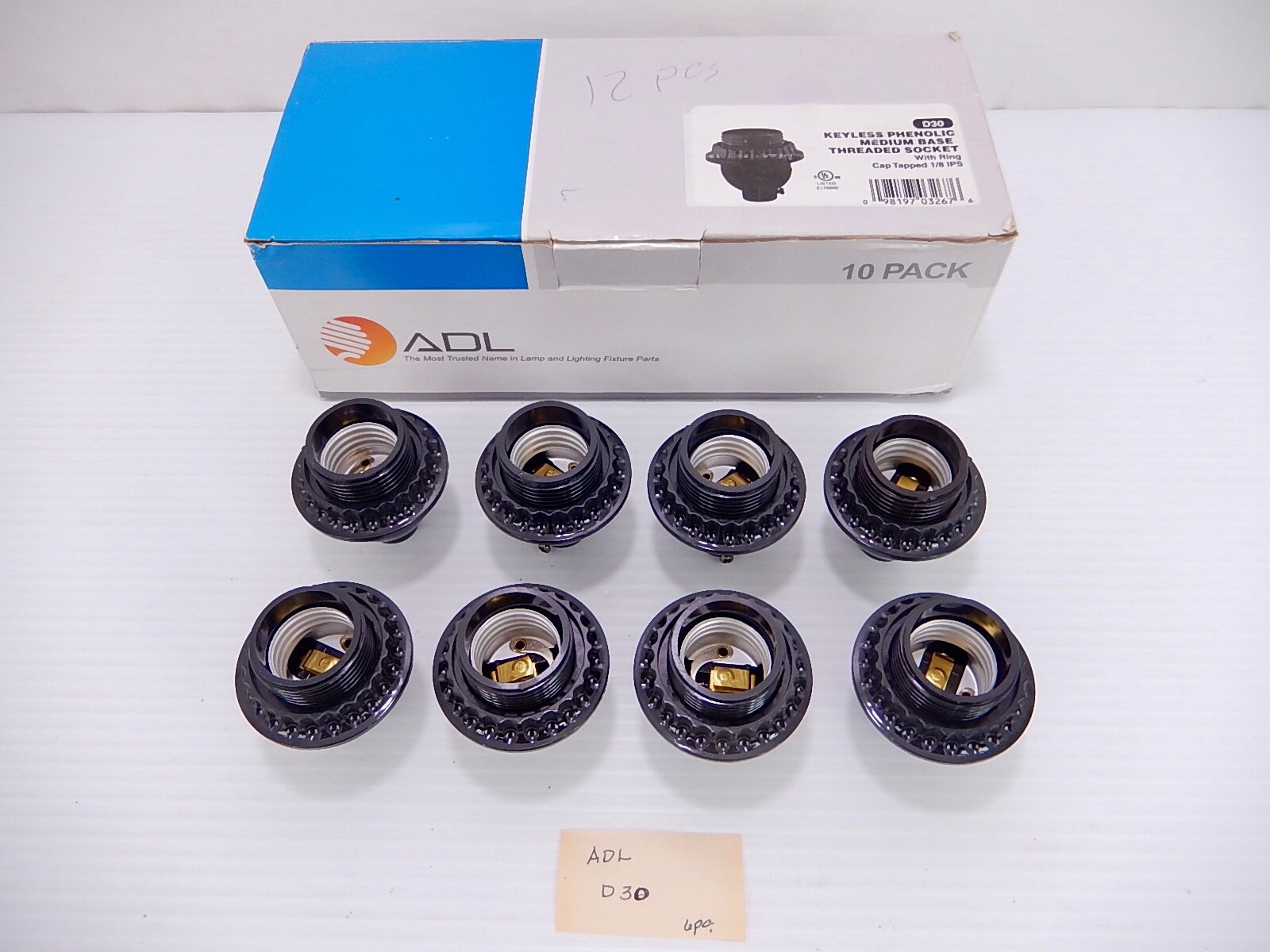 Eight (8) New Phenolic Standard Base Sockets W/ Rings. 1/8 IPS. ADL D ...