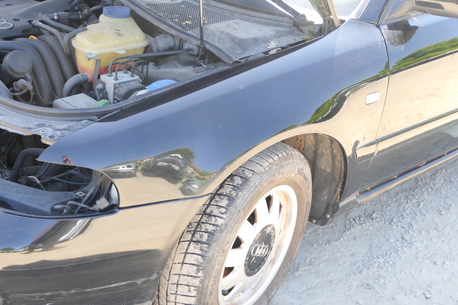 Audi A4 B5 (ab ca Ende1999 Facelift) Kotflügel vorne links schwarz LZ9W ...