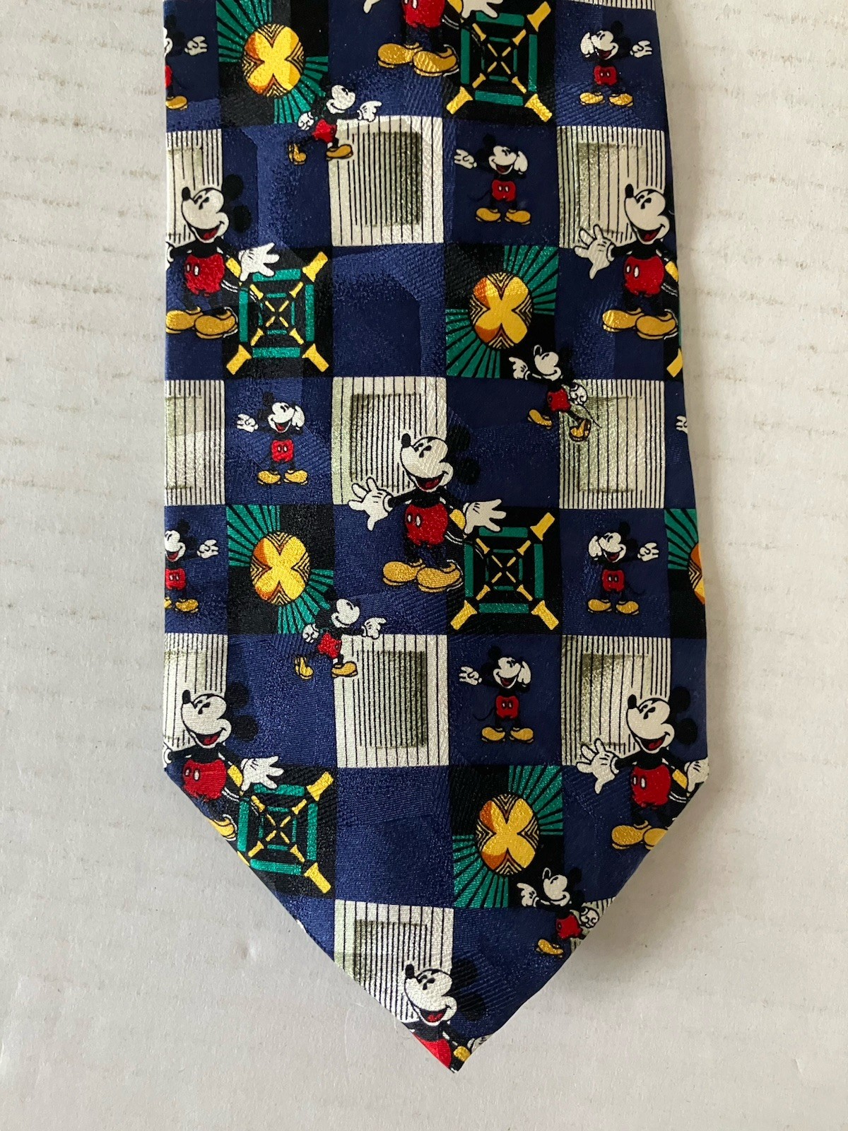 Mickey & Co. Atlas Designs Disney Men's Necktie Tie S… - Gem