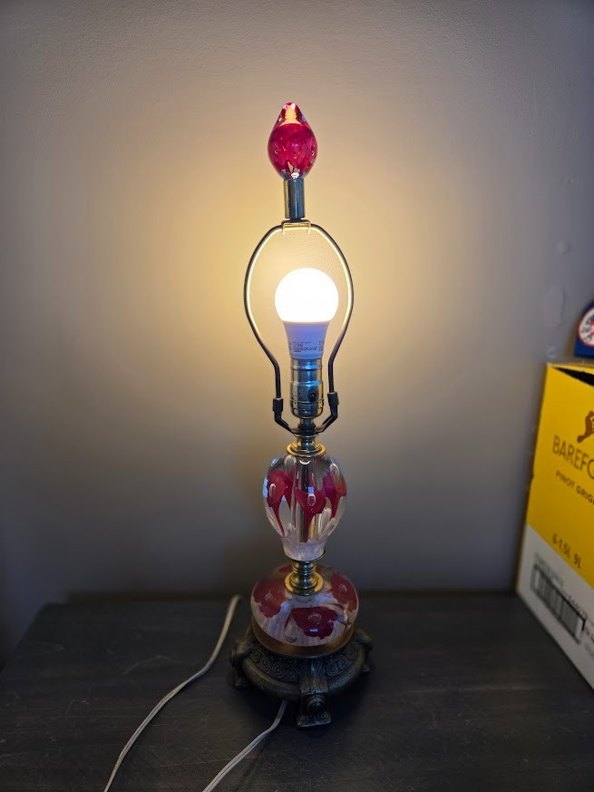 Vtg. St. Clair Joe Rice Art Glass Red Trumpet Flower Paperweight Lamp w ...