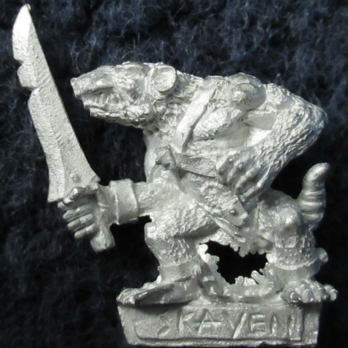 1998 Skaven Slave with Hand Weapon 2 Chaos Ratmen Citadel Warhammer ...