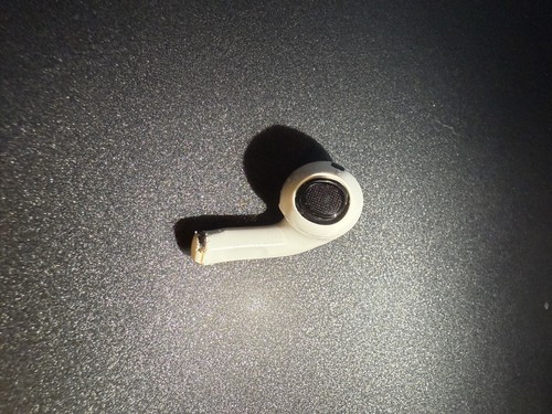 DEFECTIVE Apple AirPods Pro 2nd Gen Lightning LEFT SIDE EARBUD A2699 ...