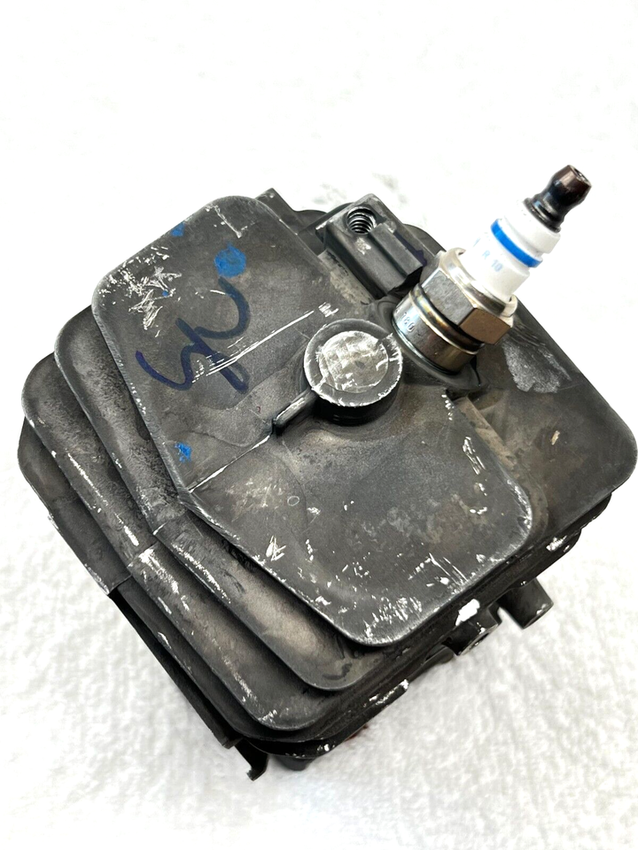 New OEM STIHL MS 251 251C MS251 MS251C Chainsaw Piston Cylinder Pan ...