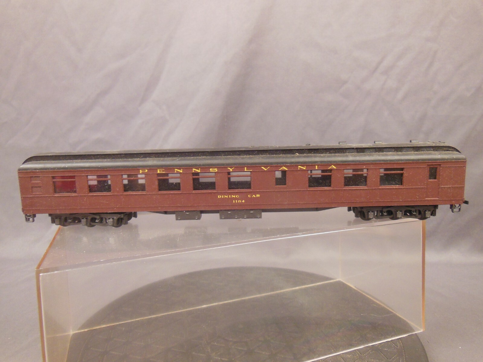HO SCALE RIVAROSSI PENNSYLVANIA HEAVYWEIGHT DINING CAR DINER | eBay