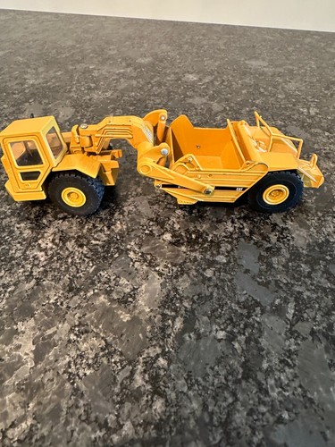 Norscot Group CAT Die Cast 611 Motor Scraper Earthmover 1/64 | eBay