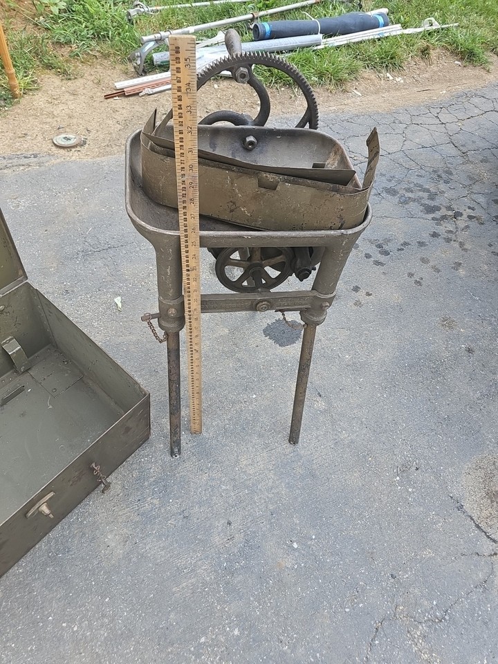 ANTIQUE CANEDY OTTO BLACKSMITH FORGE portable us army forge blacksmith ...