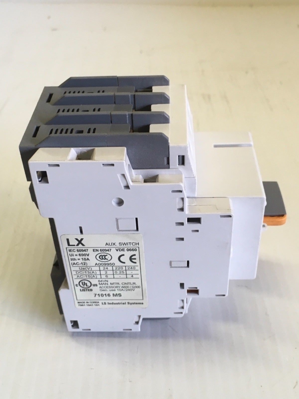 LS Industrial Systems MEC MMS-32H Manual Comb Motor Controller w Aux ...