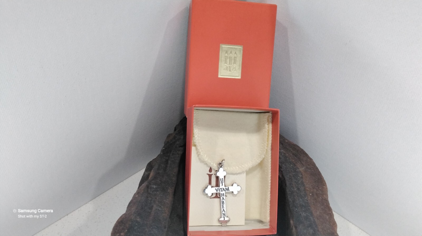 Retired James Avery Latin "UT VITAM HABEANT" Cross Sterling Silver ...