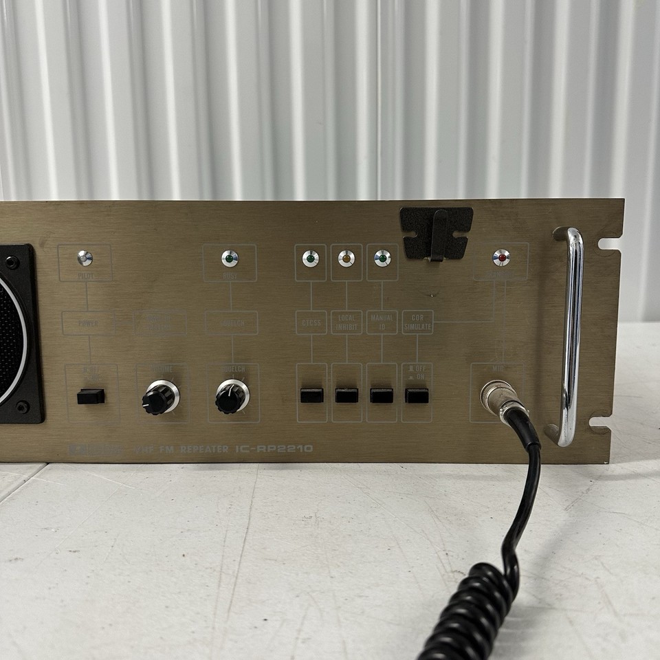 ICOM IC-RP2210 220MHz VHF FM Amateur Repeater | eBay