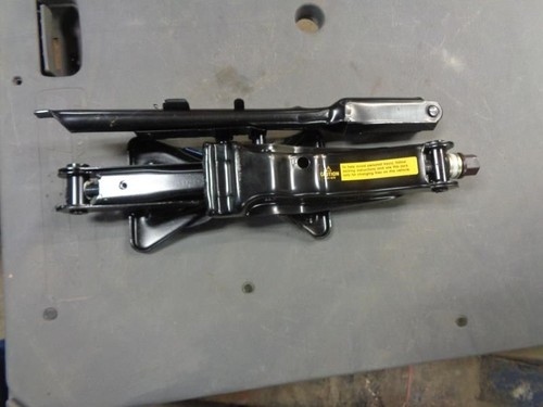 SAT S SDN 2002 Jack 1270033 | eBay