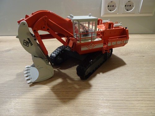 O&K Tripower RH120C Hochlöffelbagger raupe CONRAD Modell 2771 1:50 mit ...