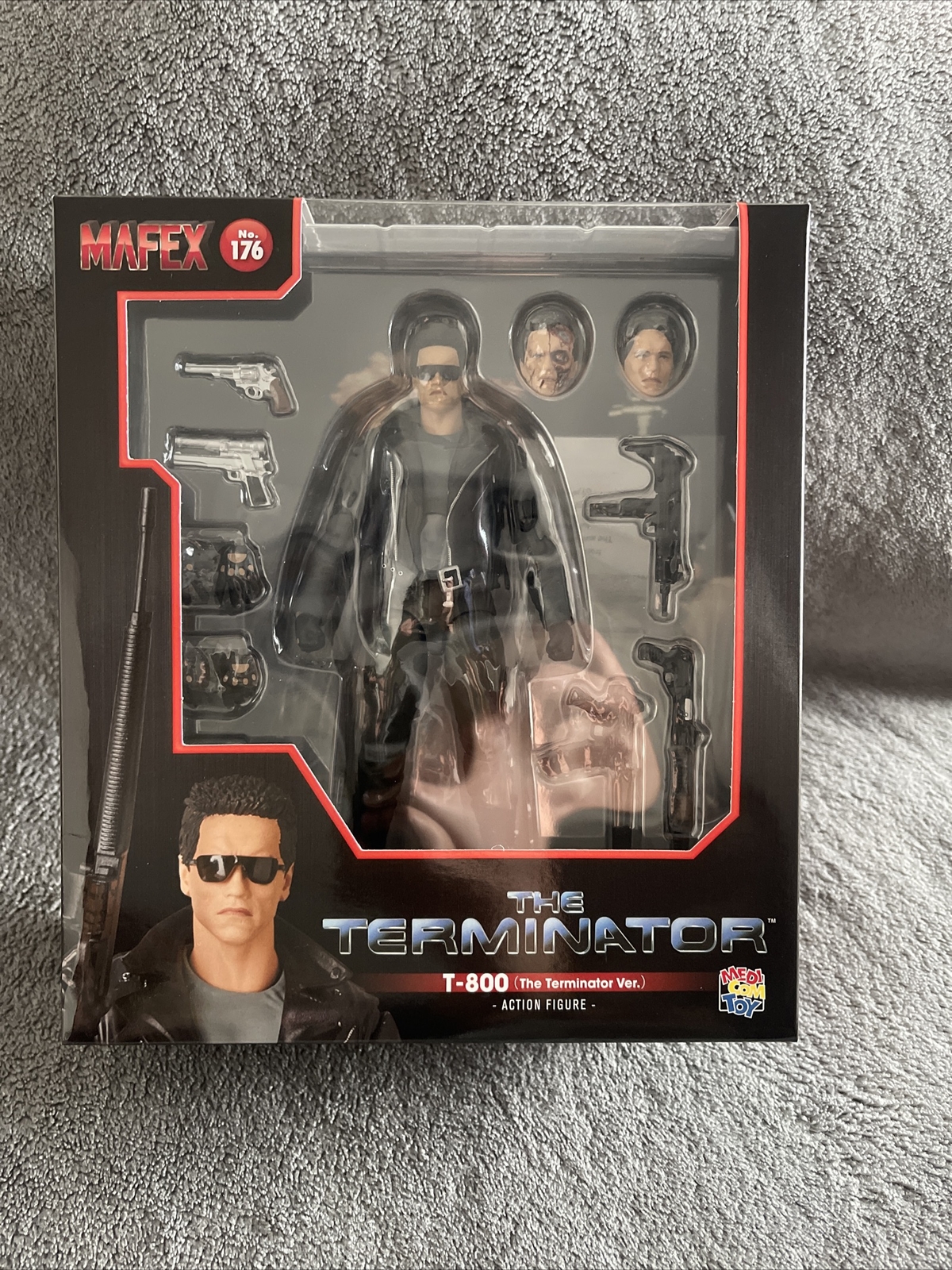 Medicom MAFEX No.176 The Terminator T-800 Action Figure-NEW