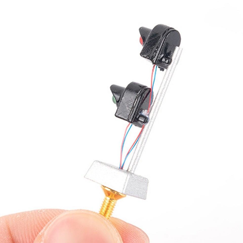 2 Pcs Model Railway Lights Mini Simulation Miniature Street Lamp | eBay UK