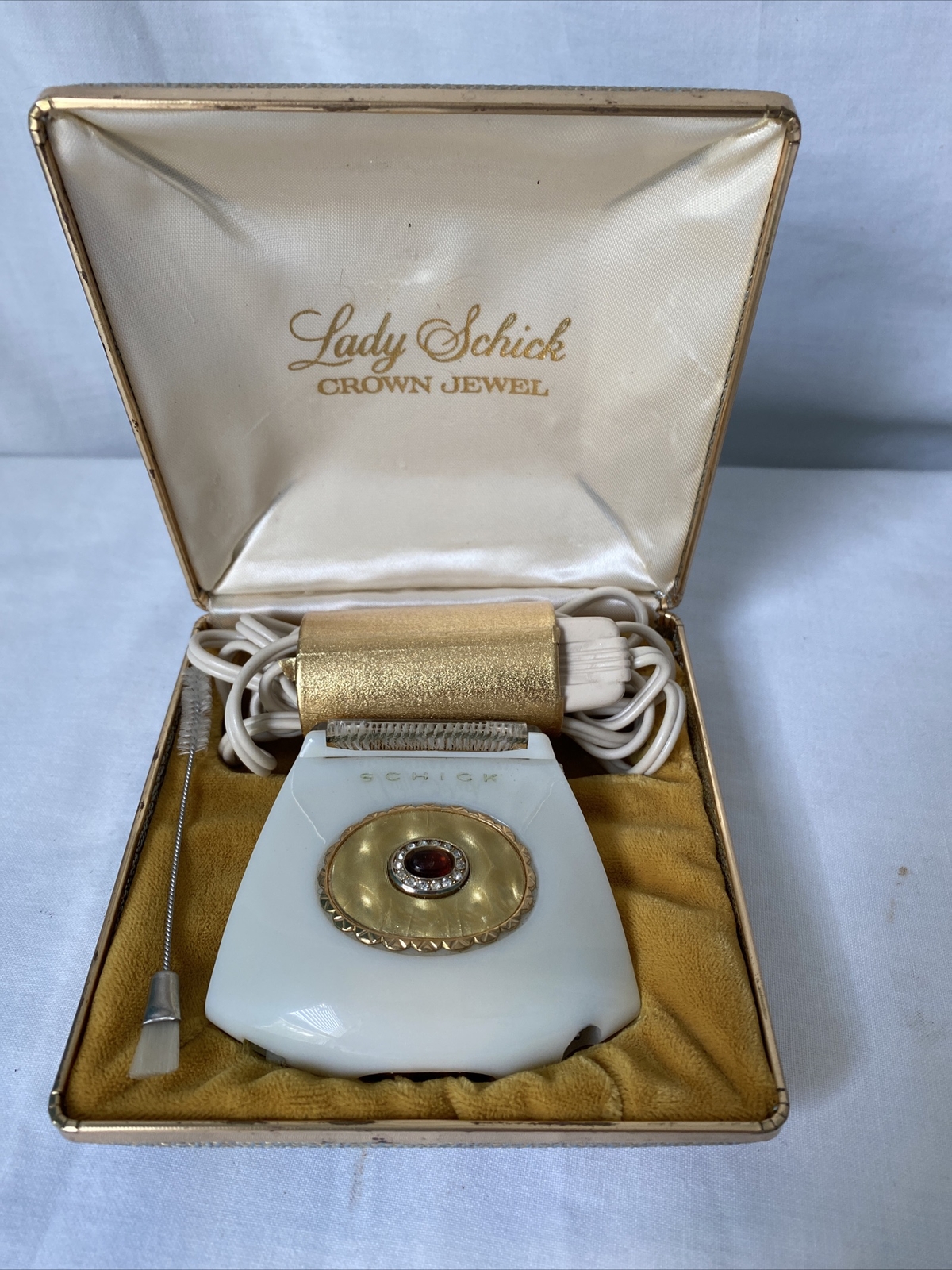 Vintage Lady Schick Crown Jewel Electric Razor #110 White & Gold w ...