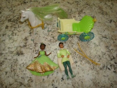 Disney Favorite Moments Tiana Deluxe Gift Set | eBay