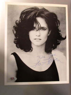Lea Thompson SIGNED 8 X 10 AUTOGRAPH PSA/DNA COA Certificate Included ...