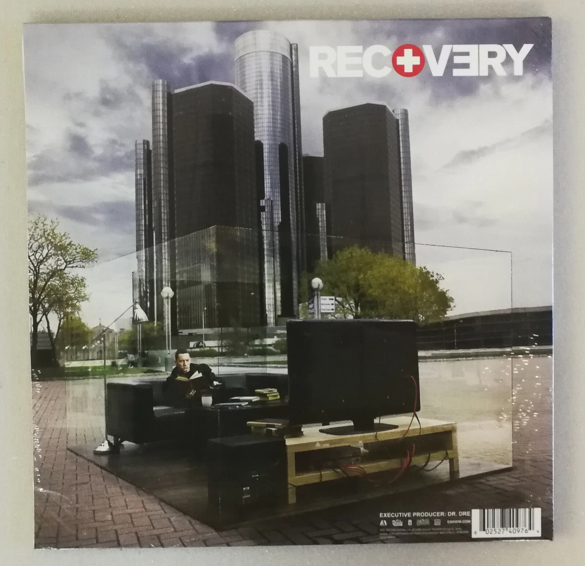 Eminem Recovery Deluxe Album Cover