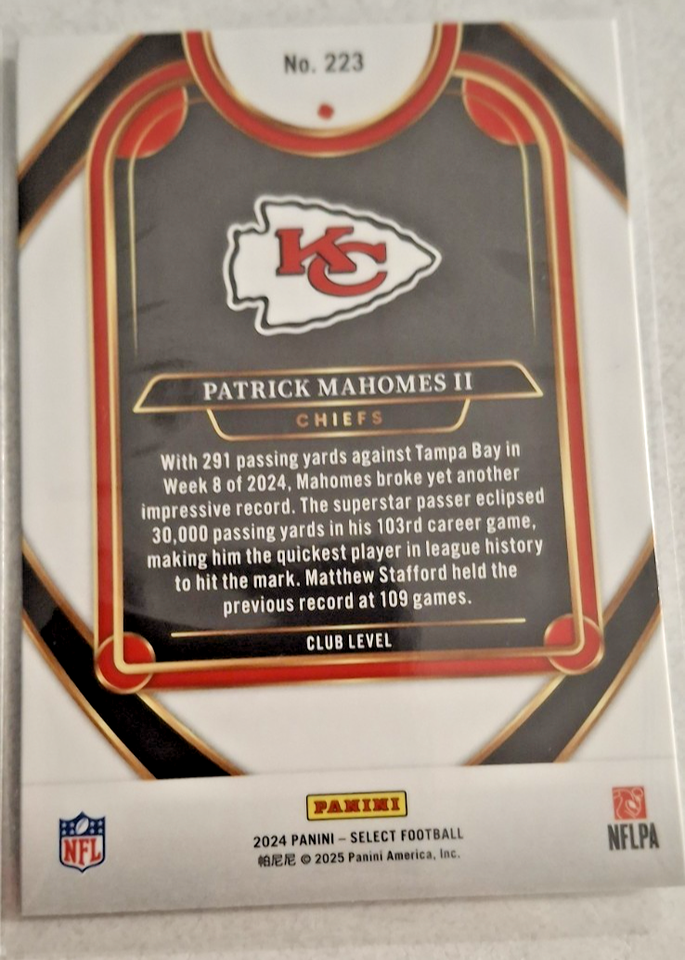 Patrick Mahomes II - 2024 Panini Select Club Level Kansas City Chiefs ...