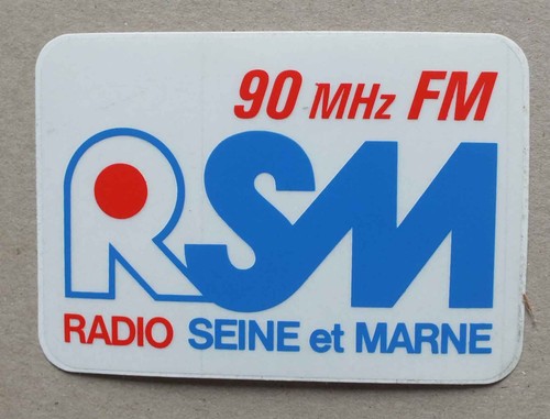 AUTOCOLLANT RADIO - RSM - RADIO SEINE ET MARNE 90 MHZ FM * | eBay