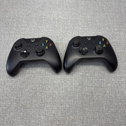 Microsoft Xbox One Wireless Controller Black Model 1537 No Cover Lot Of ...