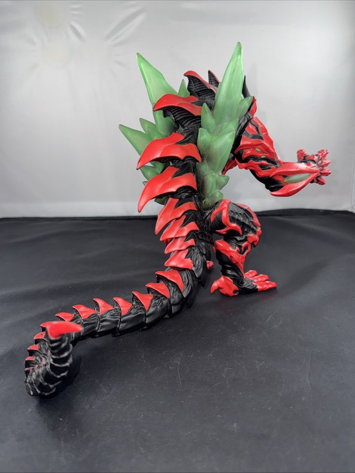 2015 BANDAI 8" ARCH BELIAL DX Figure Ultra Monster Ultraman Ginga Spark ...