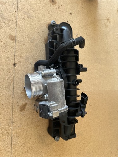 Intake manifold 2018-2019 JAGUAR F-PACE,Land Rover Velar 2,0L gasoline ...