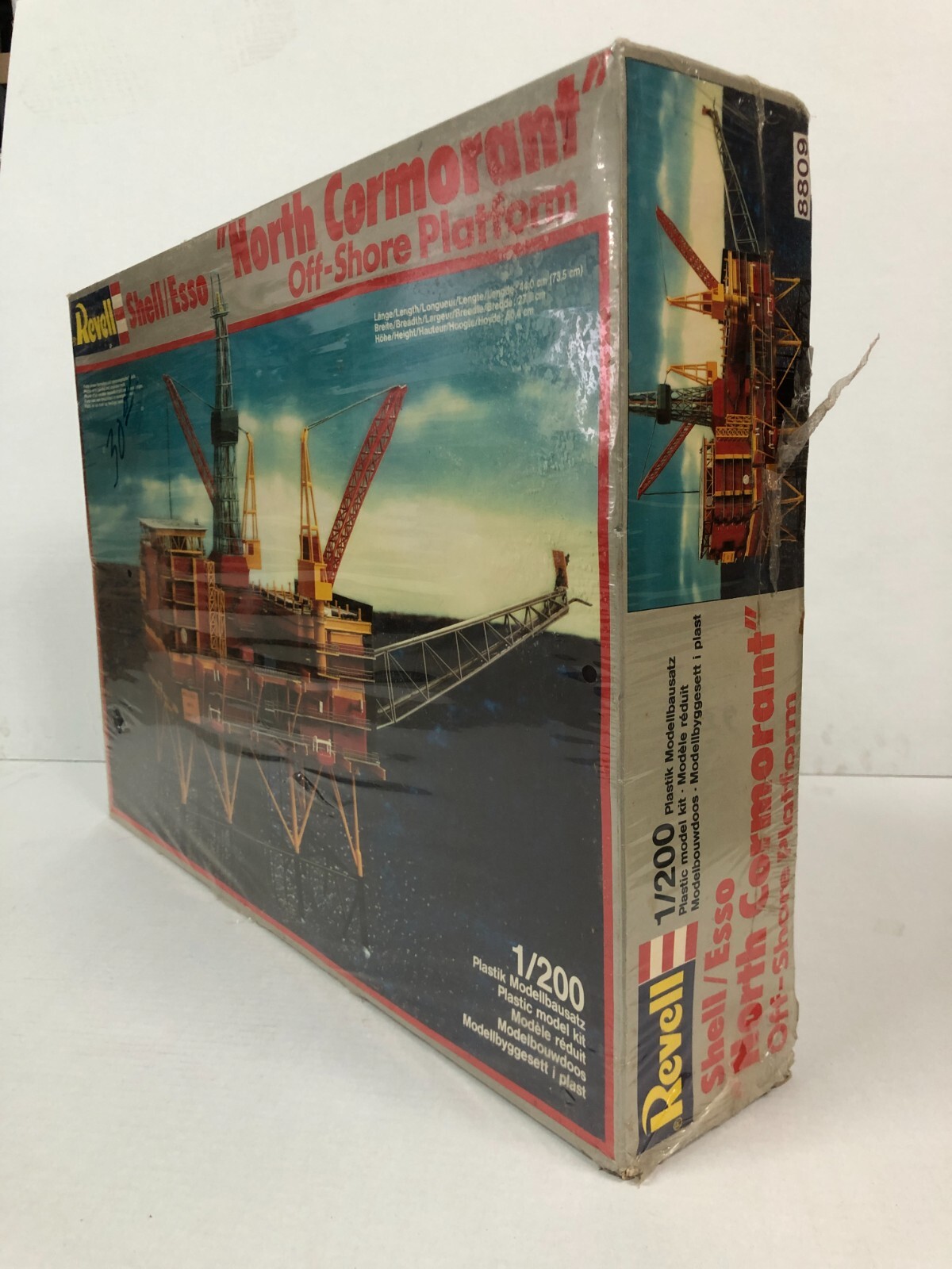 NOS Revell Shell/Esso "North Cormorant" Off-Shore Platform 1:200 Scale ...