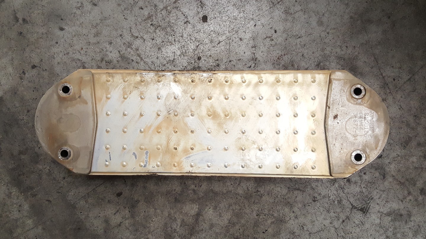 VOLVO VED12 OIL COOLER 8130186 | eBay