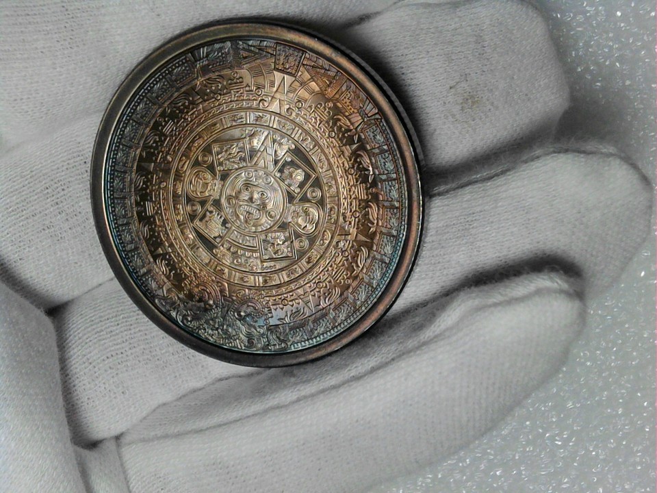 Aztec Calendar round, 1 oz, Unique Toning, .999 Fine Silver, Inv. 304 ...