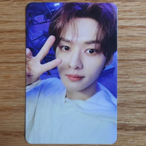 Lee Know Official Photocard Stray Kids Rock Star Postcard Version ...