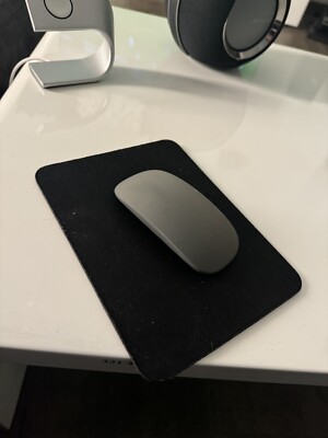 Apple Magic Maus Multitouch-Maus - Schwarz (MMMQ3Z/A) 194252917909 | eBay