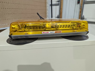 Strobe & Beacon Lights - Whelen Responder