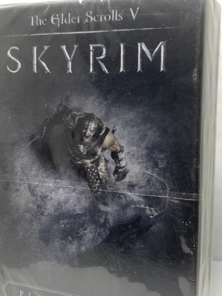 Official Bethesda The Elder Scrolls V: Skyrim Playing Cards BRAND NEW ...