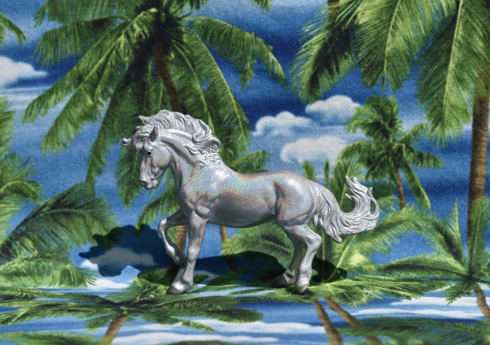 NEW Breyer MINI FIREHEART Holographic from Brilliance Gift Set 2025 | eBay