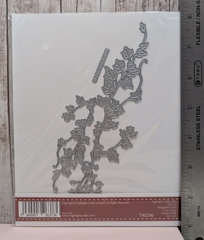 Two Red Robins Metal Die Vintage Farm Lantern Ivy Nest Hay Old Truck ...