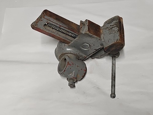 Vintage Will-Burt Versa-Vise? Pivoting Bench Vise 2-1/2" Jaws USA ...