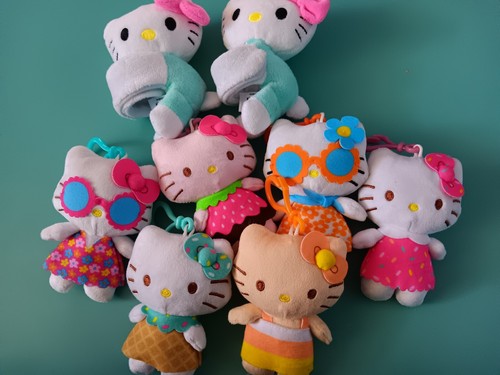 hello kitty keychain lot Of 6 Small Plush And 2 Hug Hello Kitty Plush ...