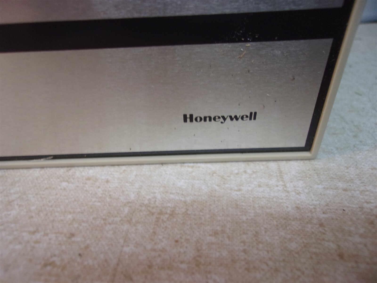 NEW Honeywell TG504A1025 Locking Cover for T874 Thermostat *FREE ...