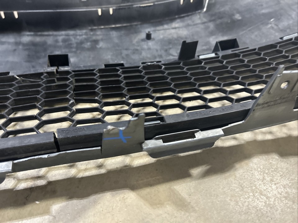 2006 2007 2008 LEXUS IS250 FRONT BUMPER COVER OEM | eBay