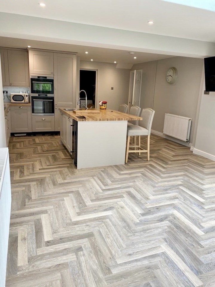 Howdens Cashmere Fairford Frontal Kitchen Cabinets. | eBay UK