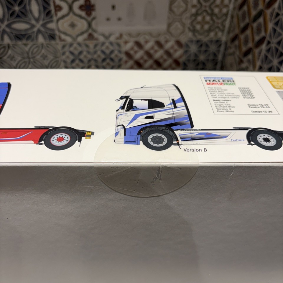 Italeri 1/24 Truck Iveco Stralis S-Way Model Kit new sealed | eBay UK