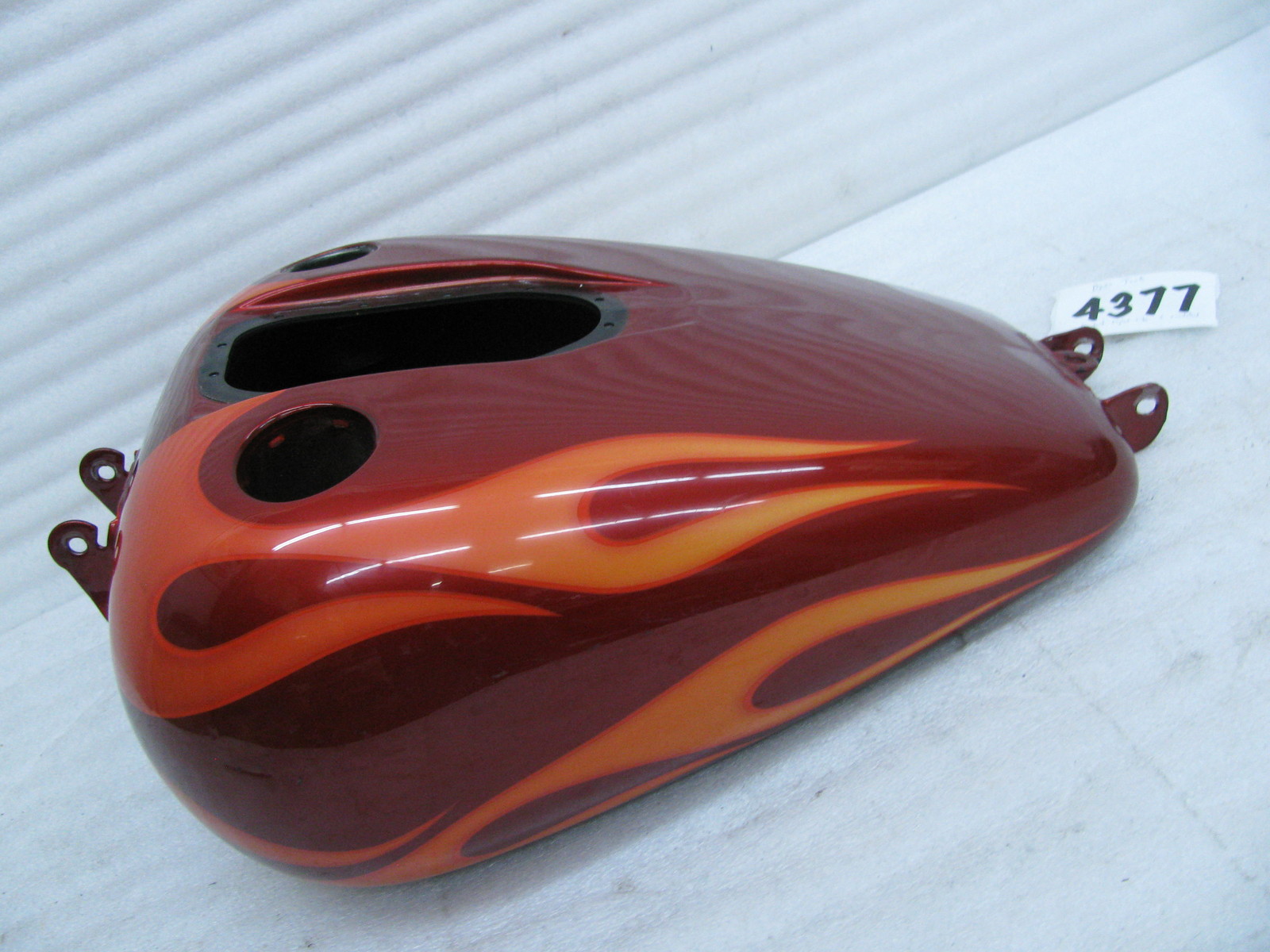 Harley-Davidson Dyna Gas Tank #4377 | eBay