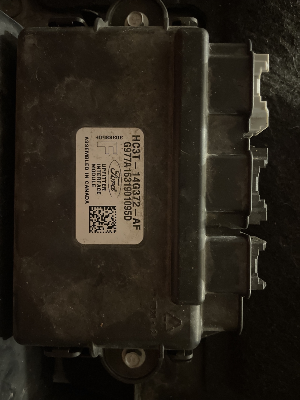 Chassis ECM Multifunction Behind Glove Box 17-19 FORD F550 Upfitter ...