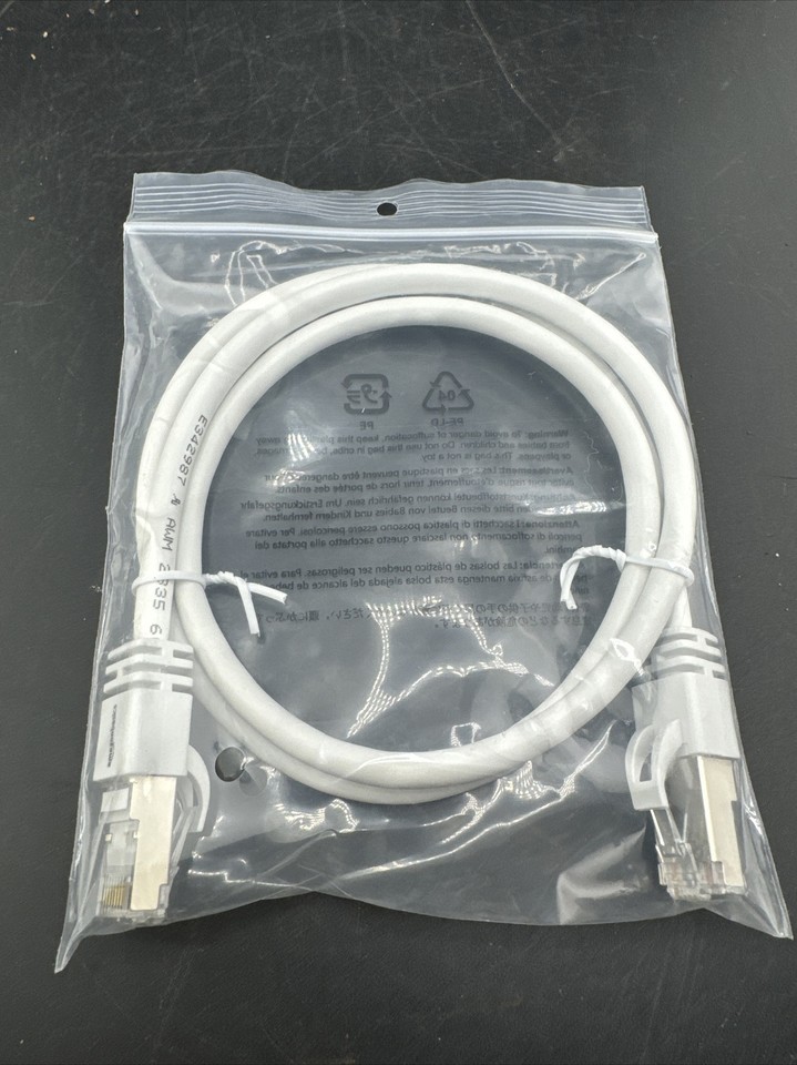 Amazon Basics RJ45 Cat 7 High-Speed Gigabit Ethernet Patch Internet ...