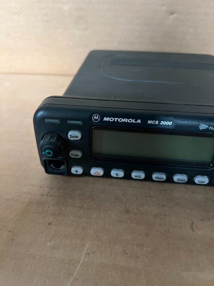 Motorola MCS2000 Two Way Mobile Radio UHF (450-520 MHz) 250 Channels | eBay