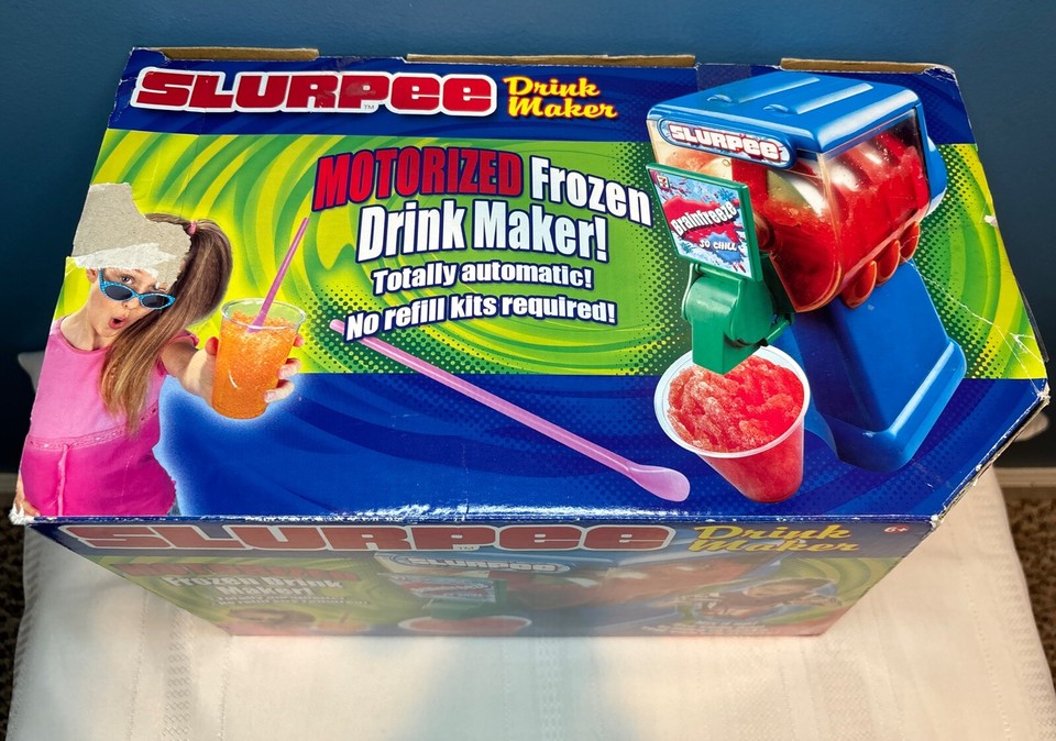 Motorized SLURPEE Frozen Drink Maker Machine 7-11 Brain Freeze NEW ...