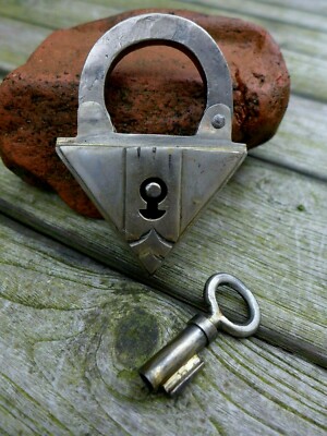 Locks & Keys - Unique Padlock