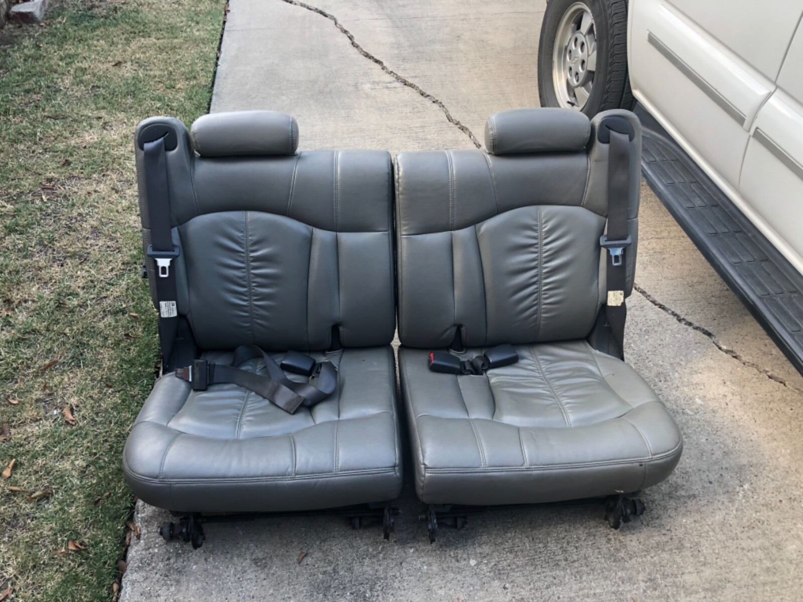 3rd row seat chevy tahoe | eBay