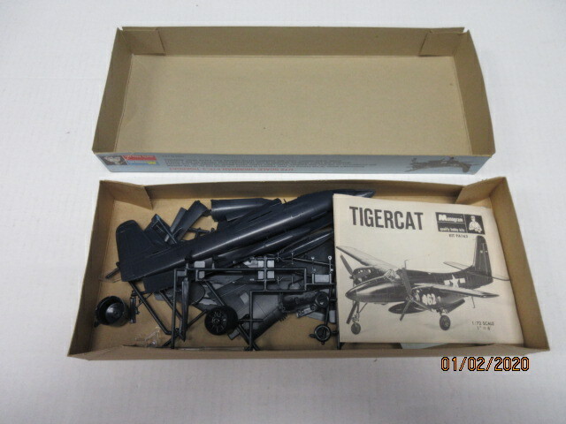 LOT OF 4 AIRPLANE MODELS IN THE BOX | eBay