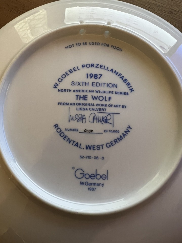 1987 W.Goebel-Porzellanfabrik Wildlife 6th ed."THE WOLF" Lissa Calvert ...